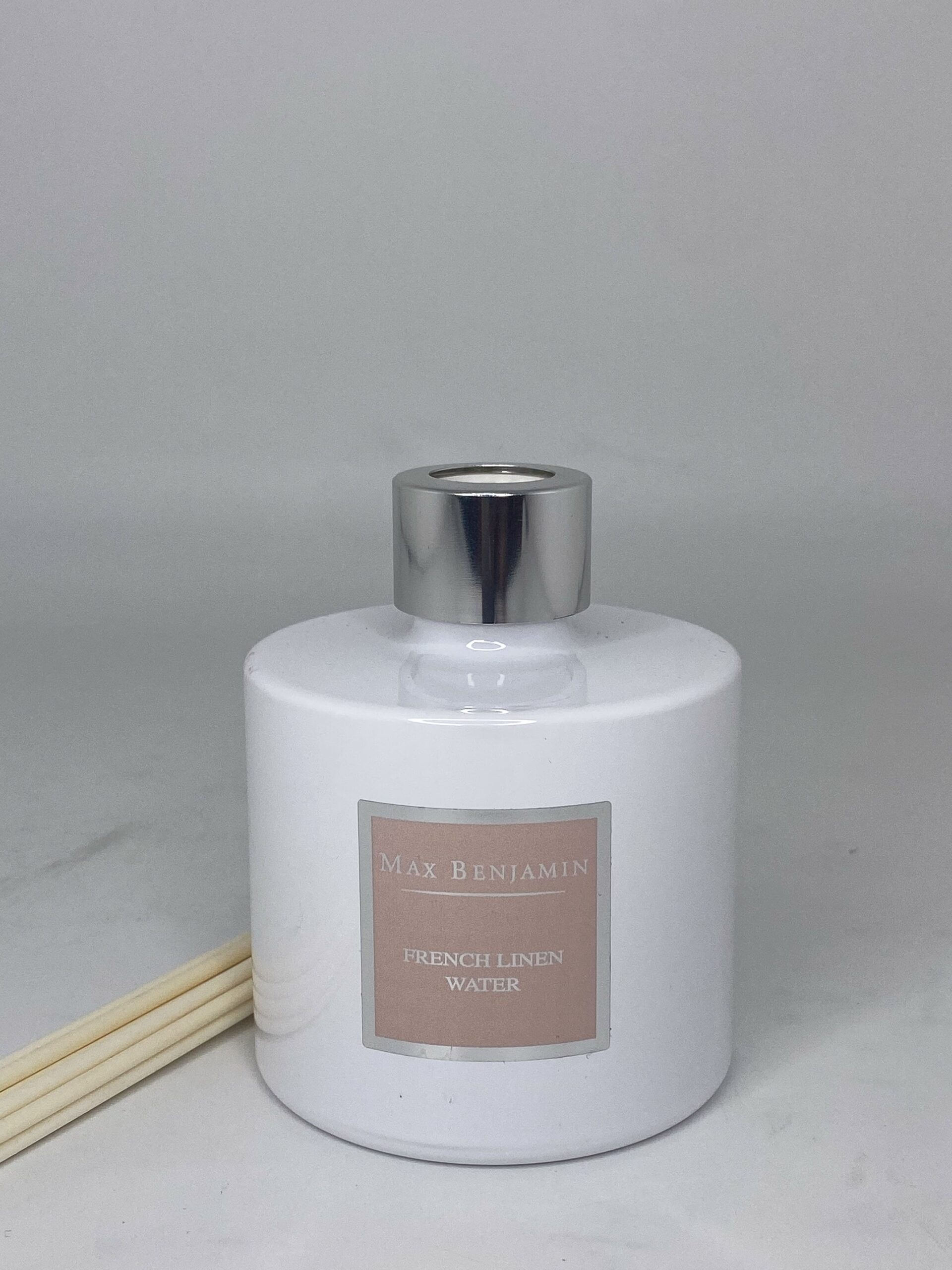 Max Benjamin Diffuser-French Linen Water – Pinceto Lifestyle